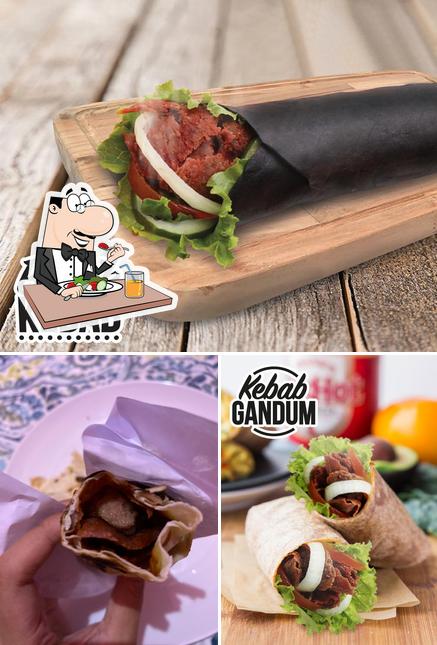 Container Kebab Turki Baba Rafi cafe, Surabaya - Restaurant reviews