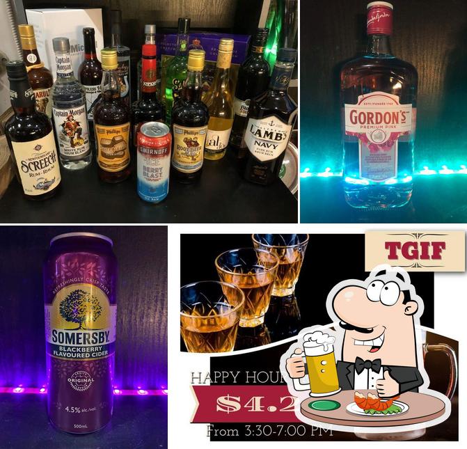 Teddy Bears Den Bar in Shell Lake - Restaurant reviews