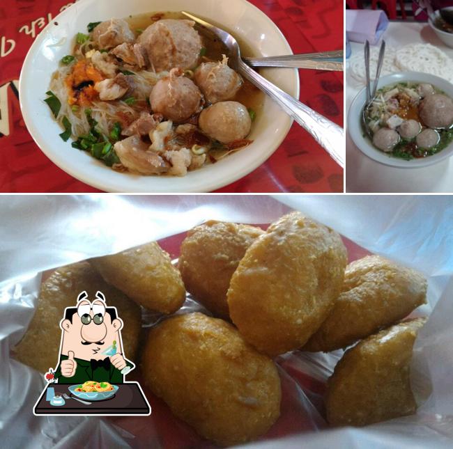 Bakso & Rujak Metro restaurant, Jakarta, Jl. Krekot Bunder Raya No.4 ...