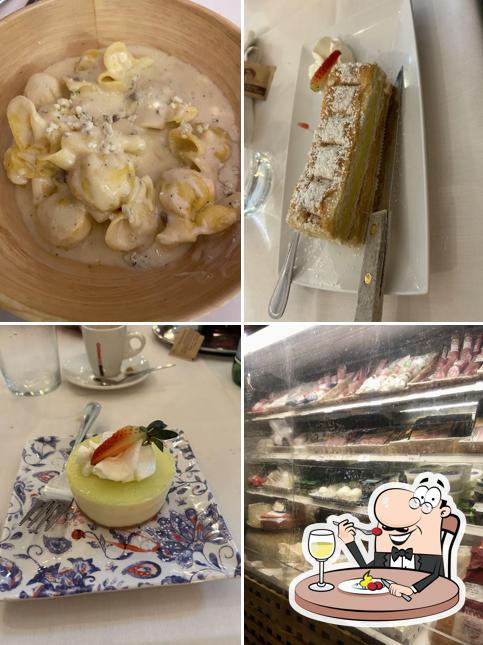 IL Paesano Italian Gourmet Food Cafe, Deli and Wine Market in Fort ...