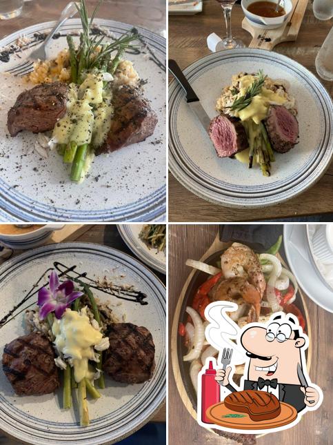 Coco Wood Grill in Redington Shores - Restaurant menu and reviews