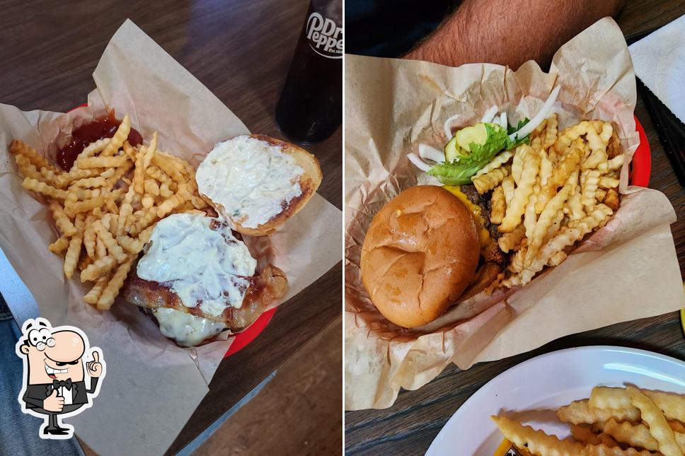The Elevator, Valley Falls - Restaurant menu, prices and reviews