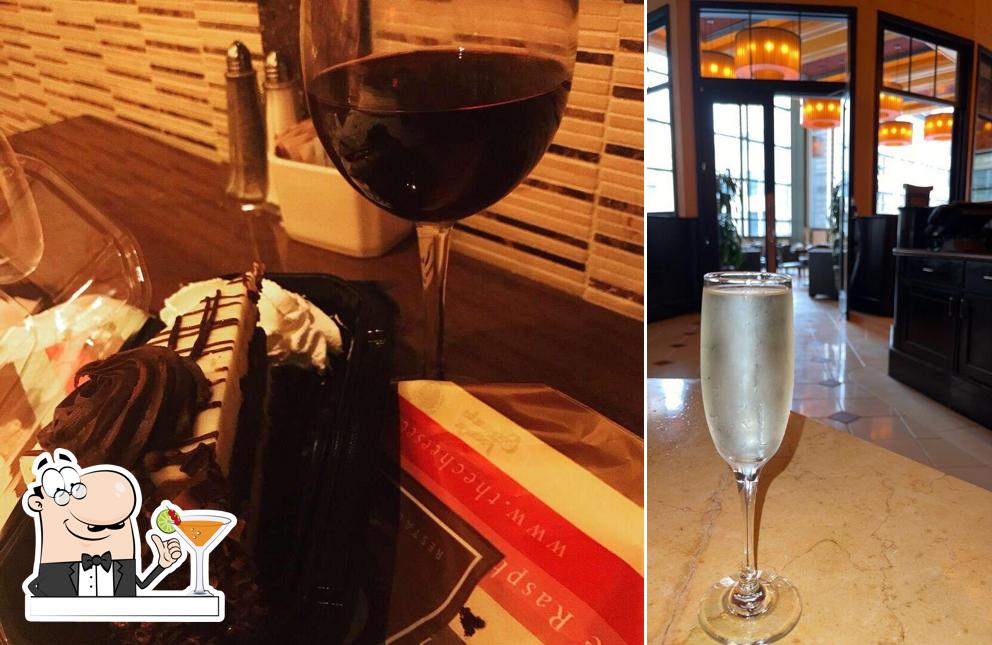 The Cheesecake Factory, 1430 Walnut St in Philadelphia - Restaurant ...