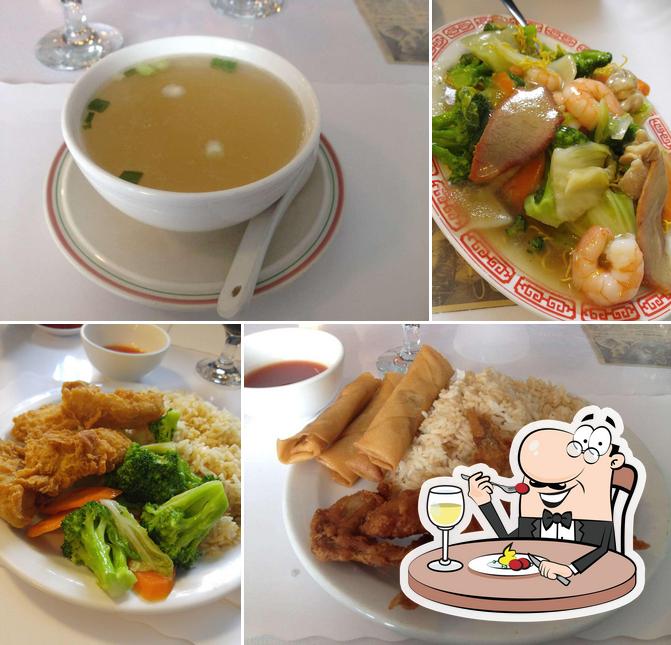 Thanh Vi Restaurant in Winnipeg - Restaurant menu and reviews