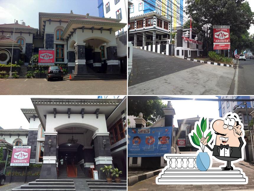 RM. Ardhita Pajajaran restaurant, Bogor - Restaurant menu and reviews