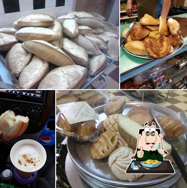 La Espiga De Oro Bakery in Chicago - Restaurant reviews