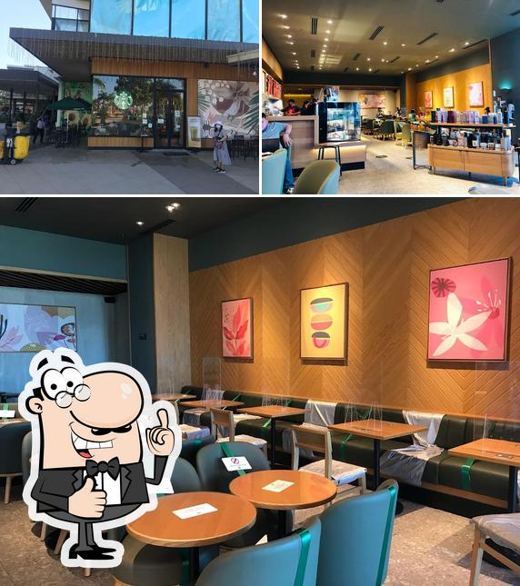 Starbucks Alabang West Parade, Las Pinas - Restaurant reviews
