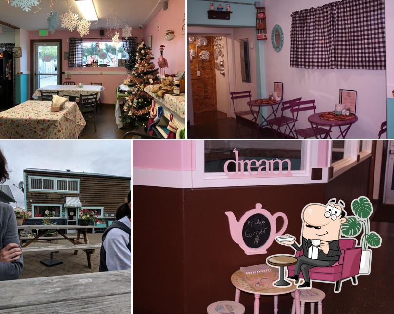 Megpies Bakery & Cafe in Pacific City - Restaurant menu and reviews