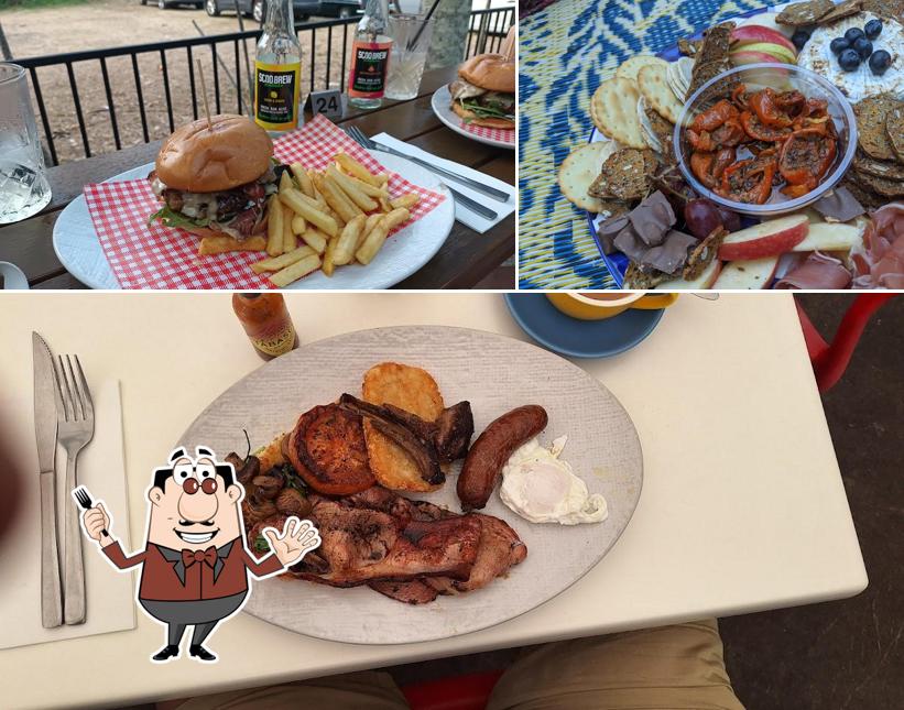 Ten 06, Yorkeys Knob - Restaurant menu, prices and reviews