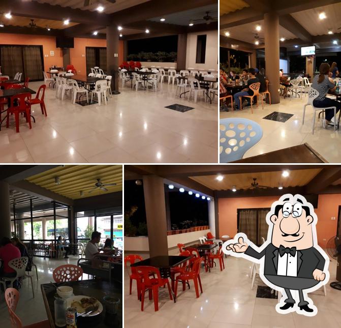 Chicken Hauz Restaurant, General Santos City, 458F+J96 - Restaurant reviews