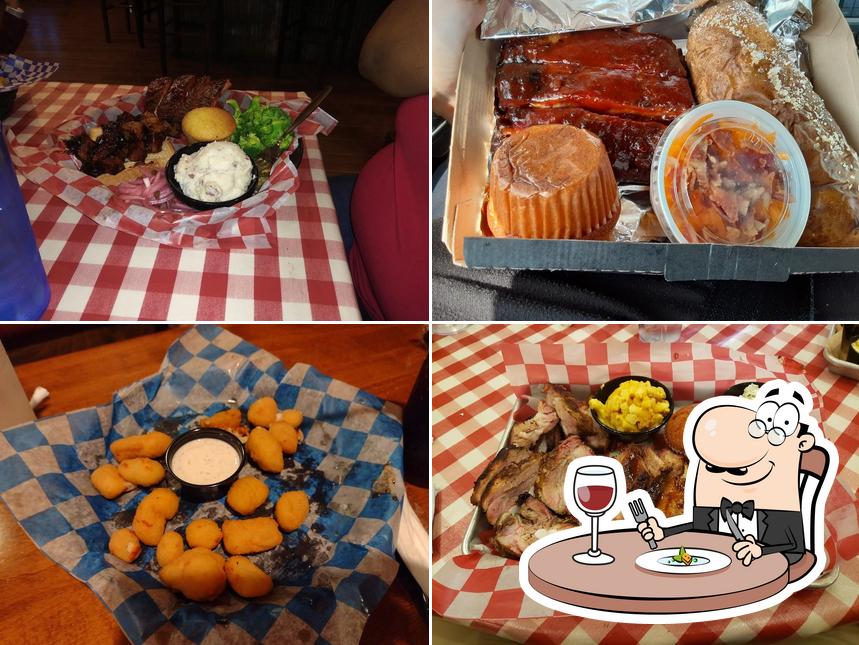 Famous Dave's Bar-B-Que, Lake Delton - Restaurant menu, prices and reviews