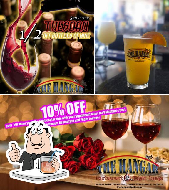 The Hangar Restaurant & Flight Lounge, Second Floor Albert Whitted ...