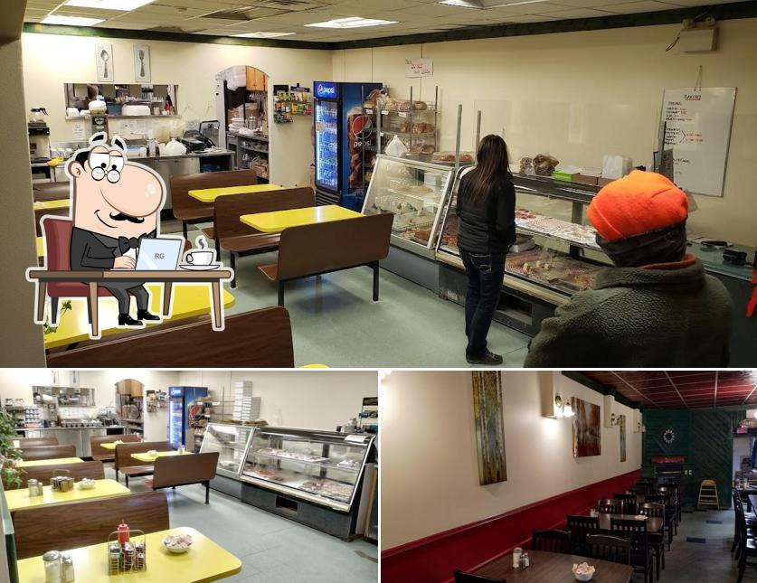 Mum's Restaurant & Bakery Inc, Mindemoya - Restaurant menu, prices and ...