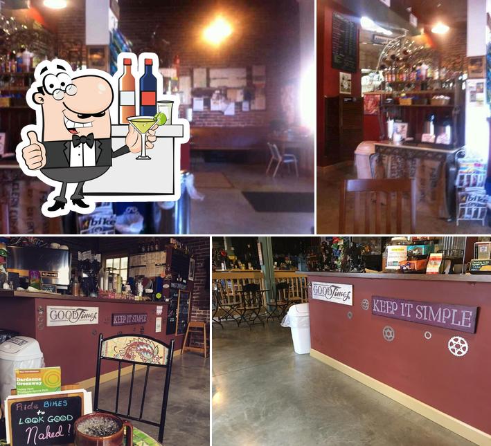 Bike Stop Cafe in Saint Charles - Restaurant menu and reviews