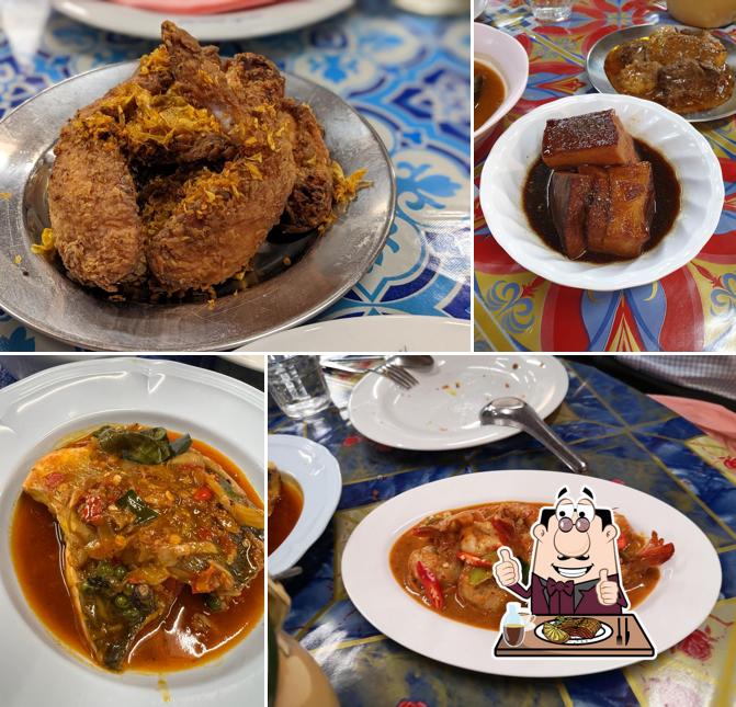 Plaza Khao Gaeng Tottenham Court Road, London - Restaurant menu, prices ...