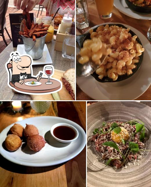 The Twisted Tail, Philadelphia - Restaurant menu, prices and reviews
