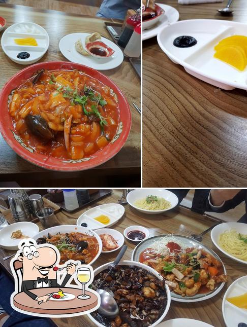 Restaurante 대성반점, Jeonju, 697-4 Palbokdong 2(i)-ga - Opiniones del ...