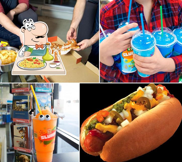 7-Eleven, 3260 Lakeshore Blvd W @ 24th in Toronto - Restaurant reviews