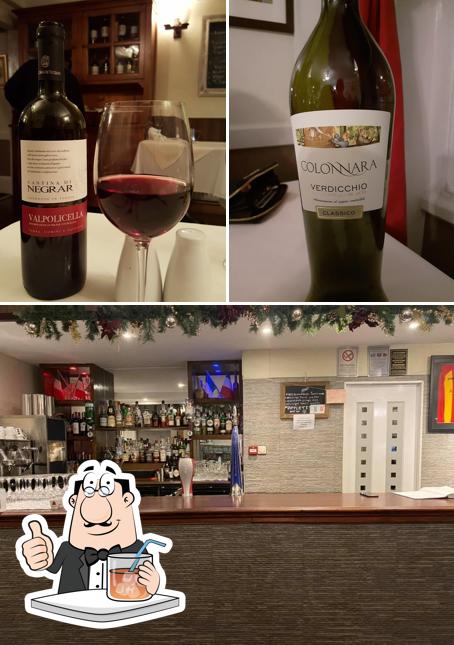 Find the best place to eat in Rochford, summer 2024 - Restaurant Guru