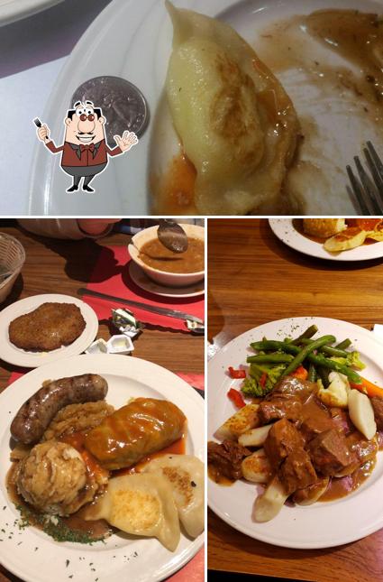 Polonia Restaurant, 2934 Yemans St in Hamtramck - Restaurant menu and ...