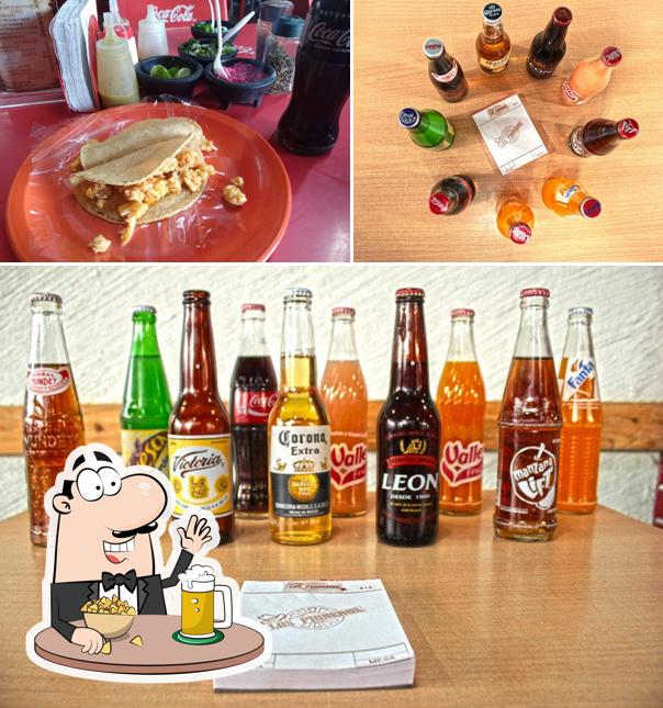 Tacos Los Pioneros restaurant, Saltillo, Blvd. Moctezuma 2065 ...