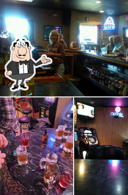 Westside Lounge in Cedar Rapids - Restaurant reviews