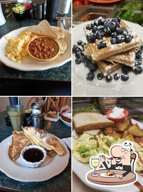 The Hollow Cafe, Amesbury - Restaurant menu, prices and reviews
