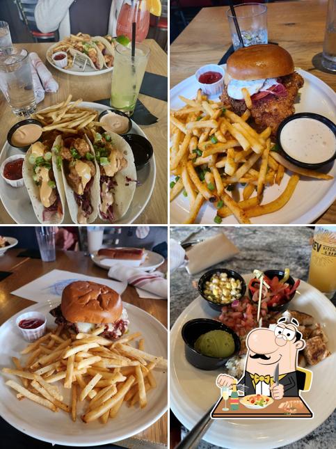 REV Kitchen & Bar, Beverly - Restaurant menu, prices and reviews