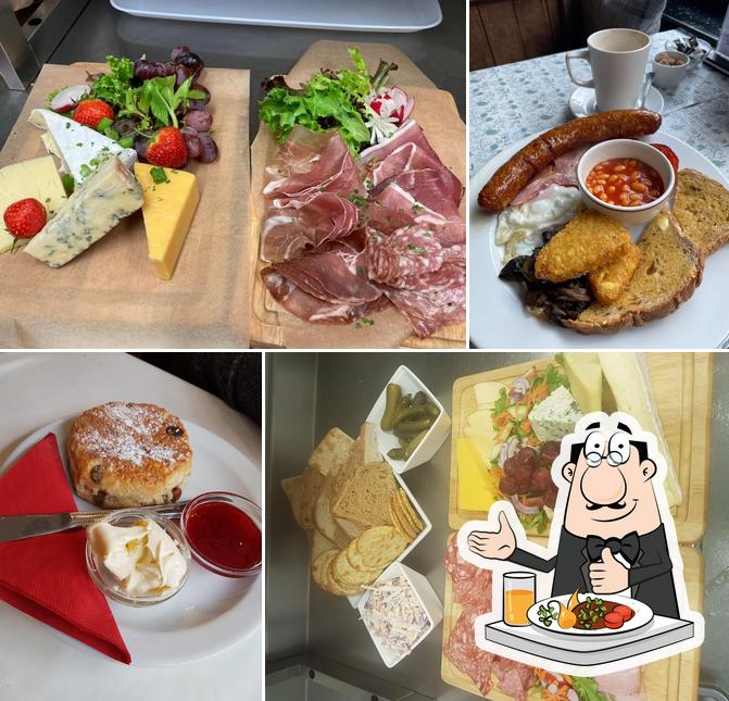 Comfy Pew Cafe Bistro in Gloucester - Restaurant menu and reviews
