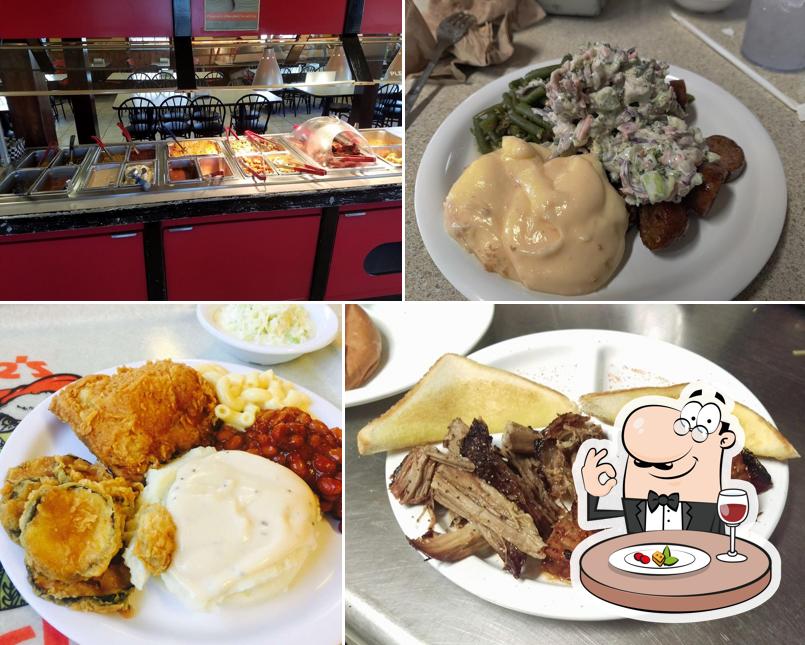 Charlie's Chicken & Bar-B-Que, 720 W Cherokee Ave in Sallisaw ...