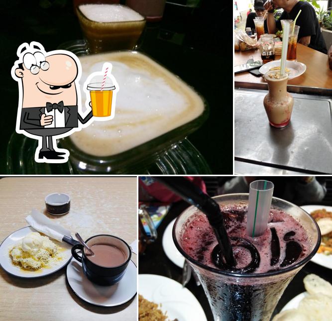 The QUEEN cafe, Tangerang - Restaurant reviews