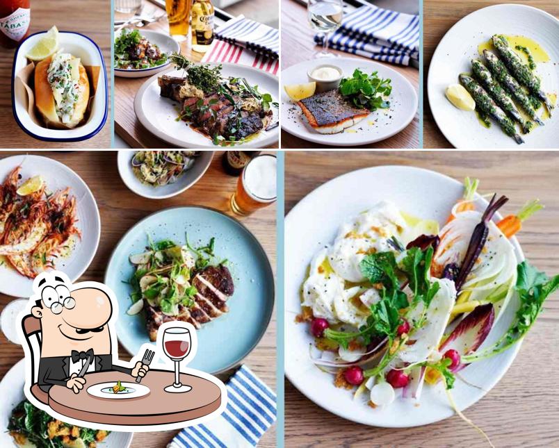 Coogee Pavilion Ground Floor, Coogee - Restaurant menu, prices and reviews
