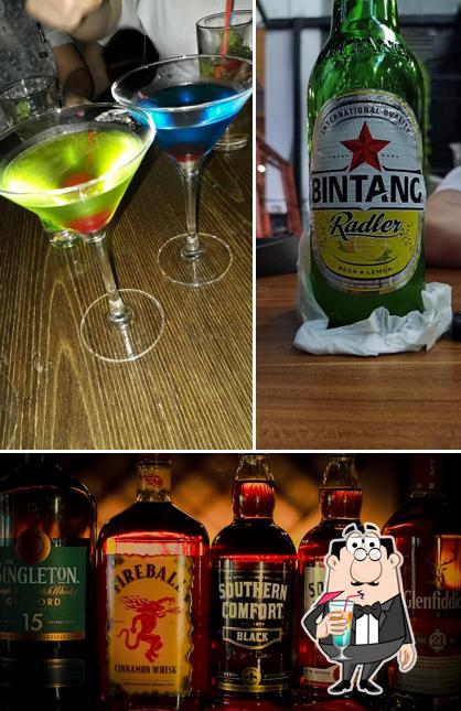 ILLUA SOJU BOX pub & bar, Central Jakarta - Restaurant reviews