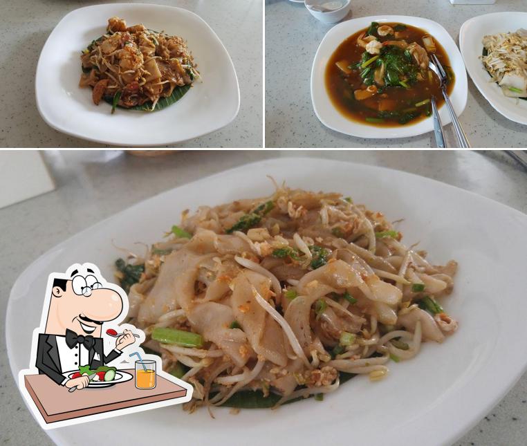 Sky Resto dan Cafe, North Jakarta - Restaurant reviews