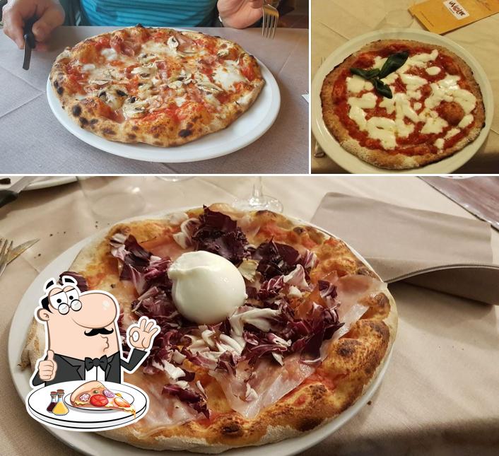 Pizzeria La Volpe, Viareggio - Restaurant menu, prices and reviews
