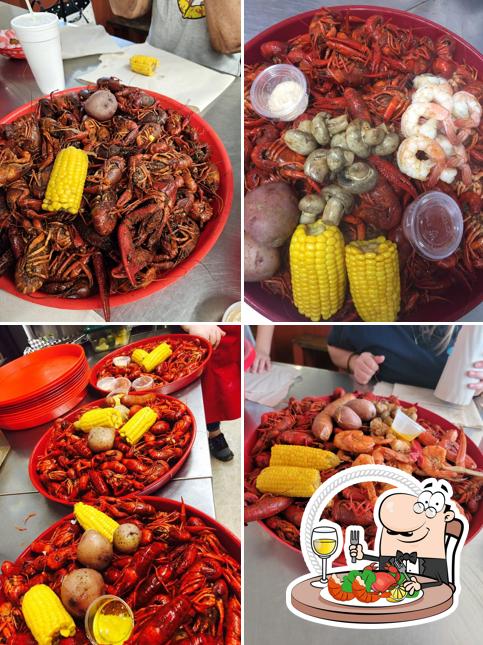 Crawfish Hideaway in Baytown - Restaurant menu and reviews