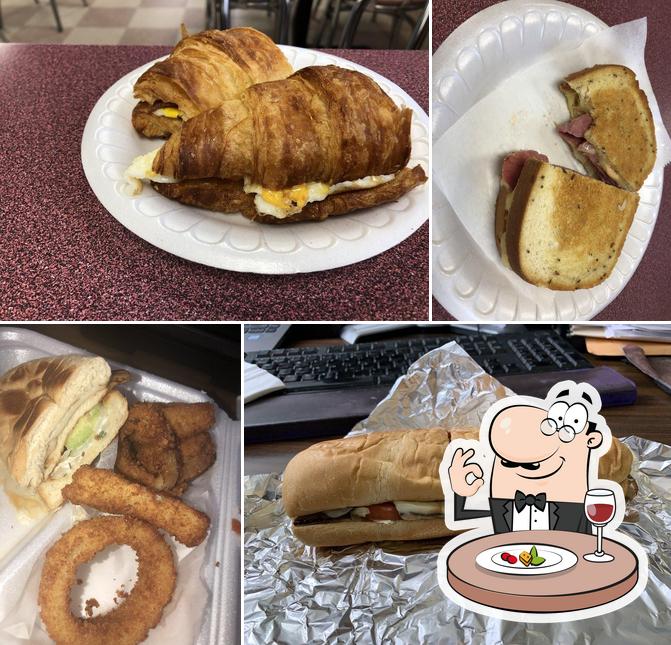 Gunston Deli, Grill, & Store, Lorton - Restaurant menu, prices and reviews