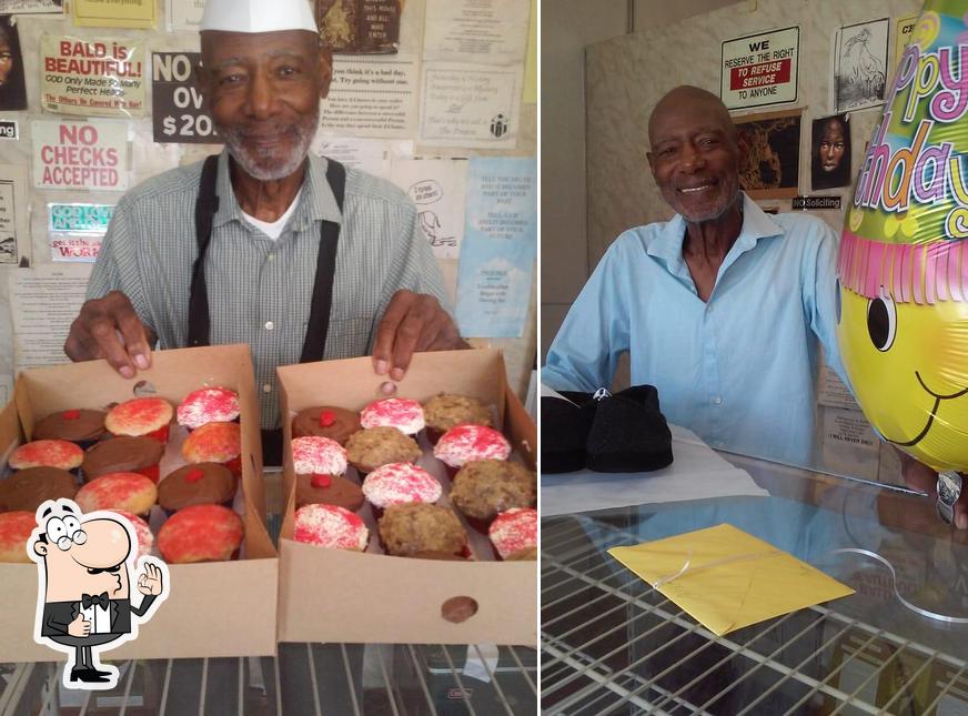 Harry Jr Bakery in Los Angeles - Restaurant menu and reviews