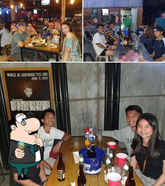 Southpaw Bar, Parañaque - Restaurant menu and reviews