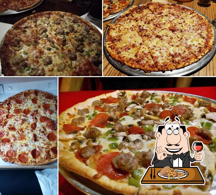 Bianchis Pizza Downtown, 607 La Salle St in Ottawa - Restaurant menu ...