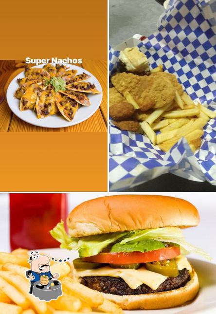 Sideliners Grill, 15630 Henderson Pass in San Antonio - Restaurant menu ...