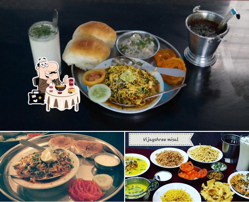 Hotel Vijayashree Misal House, Rajgurunagar - Restaurant reviews