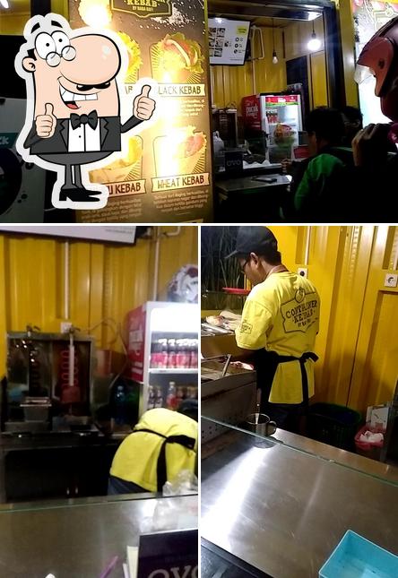 Container Keban Baba Rafi Ahmad Yani, Surabaya - Opiniones del restaurante