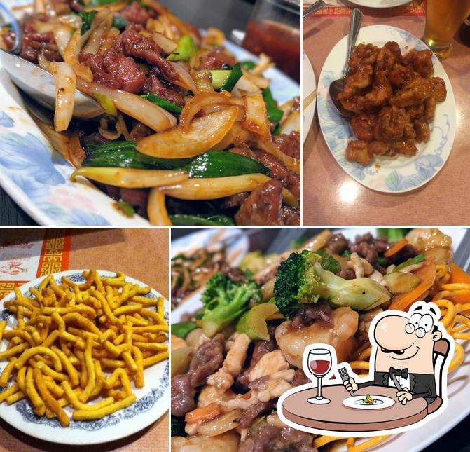 Lotus Chinese Cuisine in Burbank - Restaurant menu and reviews