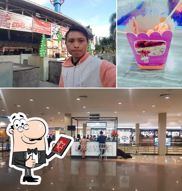 A&W Hypermart Mantos restaurant, Manado - Restaurant reviews