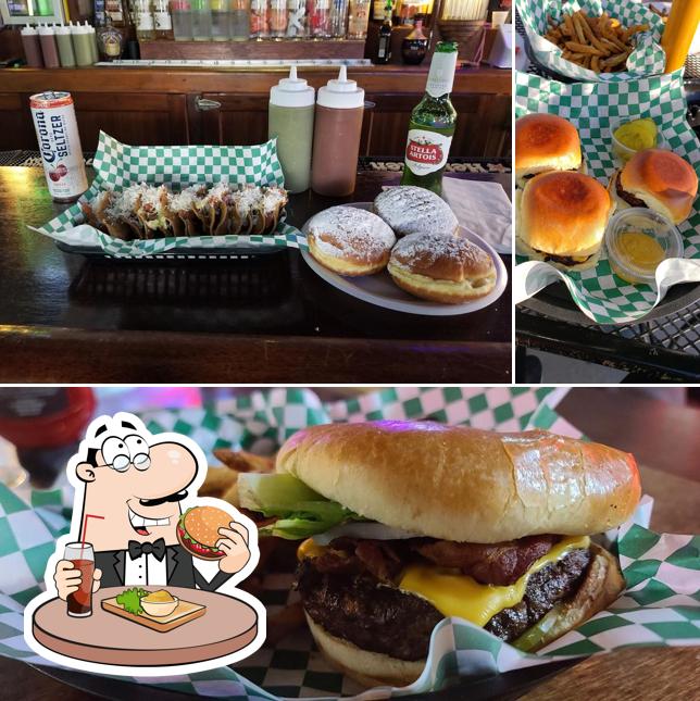 Small World Bar and Grill in Chicago - Restaurant menu and reviews