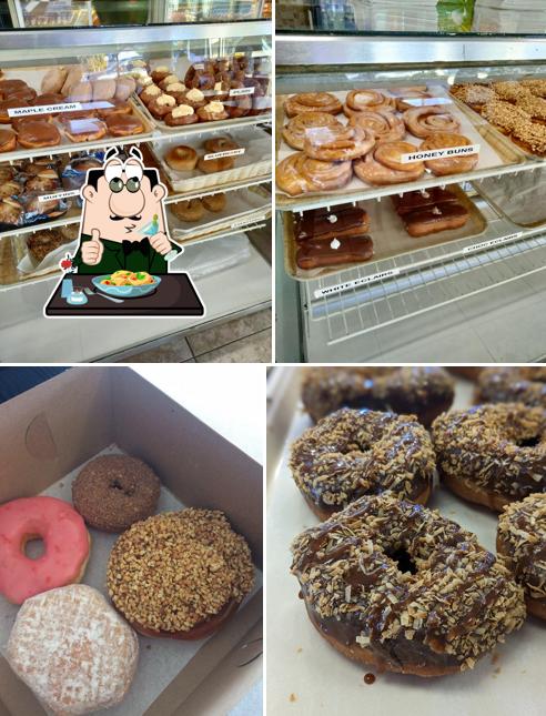 Royal Donut, Cleveland - Restaurant menu, prices and reviews