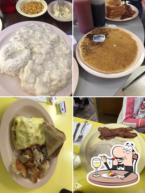 Track Kitchen, Lebanon - Restaurant menu, prices and reviews