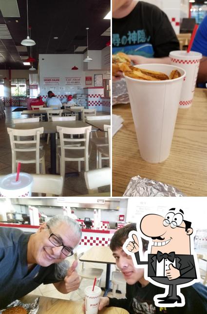 Five Guys, 2230 Town Center Ave in Melbourne - Restaurant menu and reviews