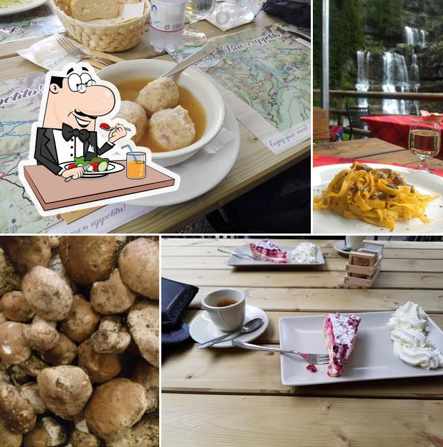 Rifugio cascate di mezzo restaurant, Italien, Loc - Restaurant reviews